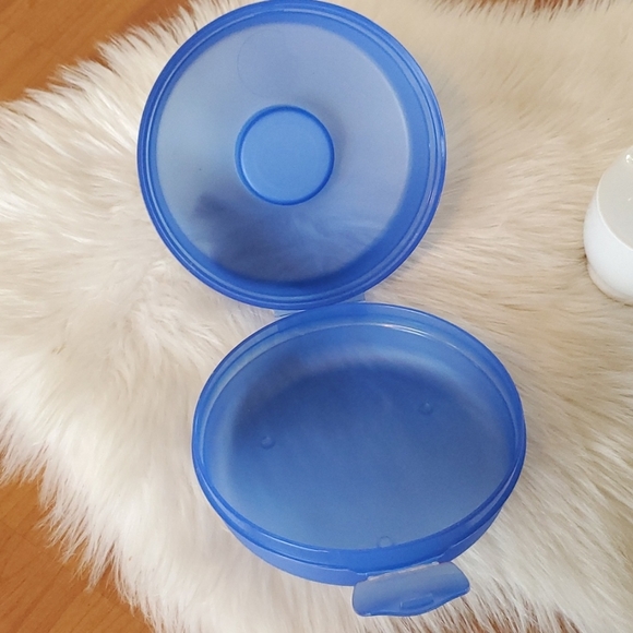 Tupperware | Kitchen | Tupperware Salad Container And Hard Boiled Egg ...